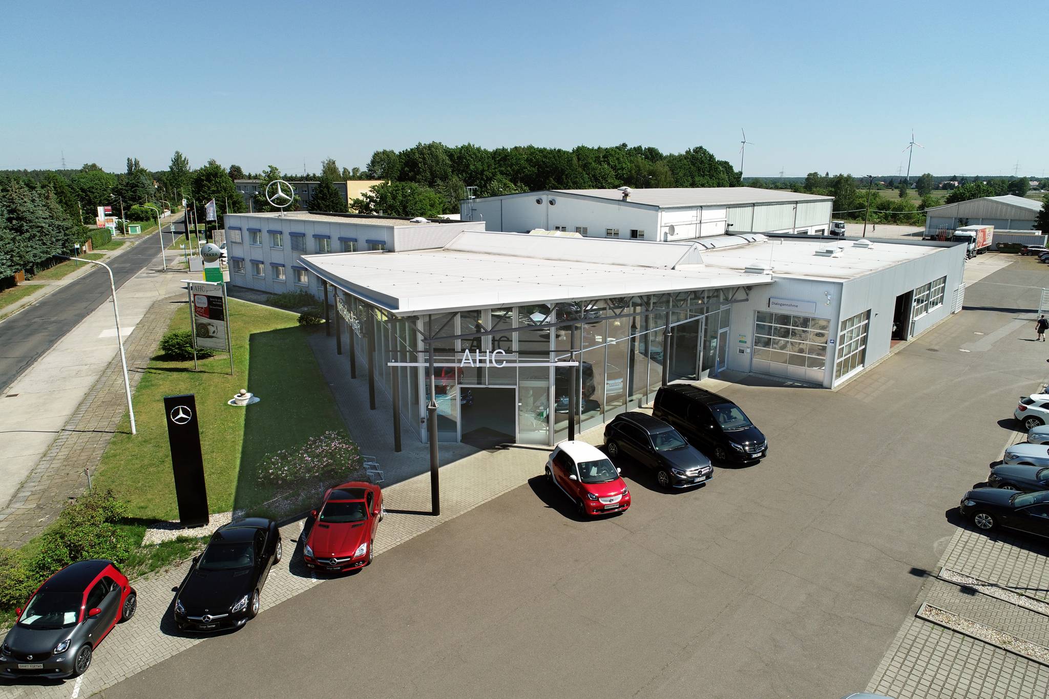 Standorte & Ansprechpartner - ahconline.de | Autohaus Cottbus (AHC) GmbH